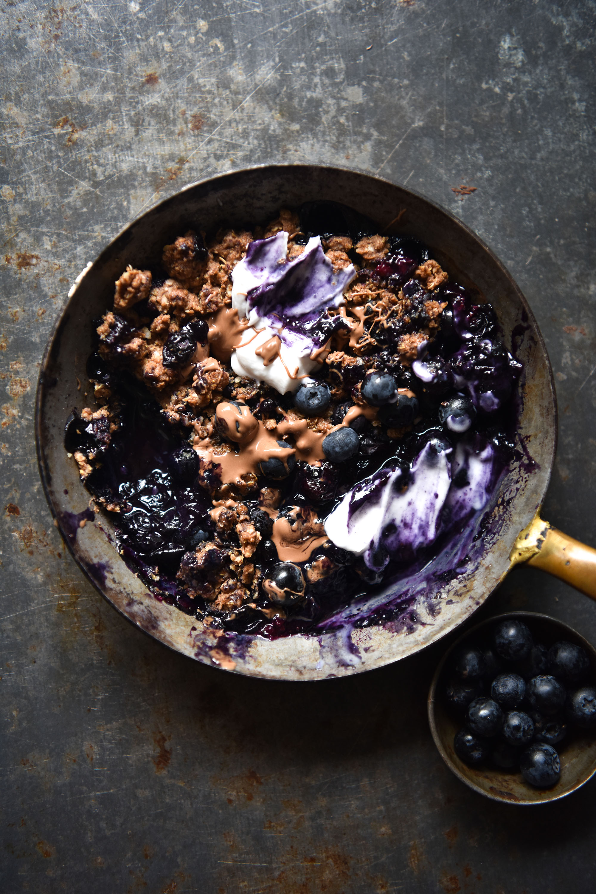 Gluten free roasted banana and quinoa flake crumble - George Eats