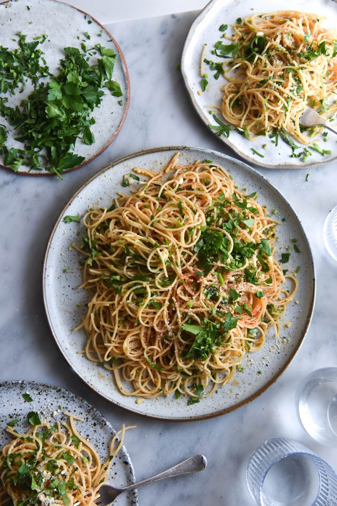 FODMAP-friendly spaghetti aglio e olio - George Eats